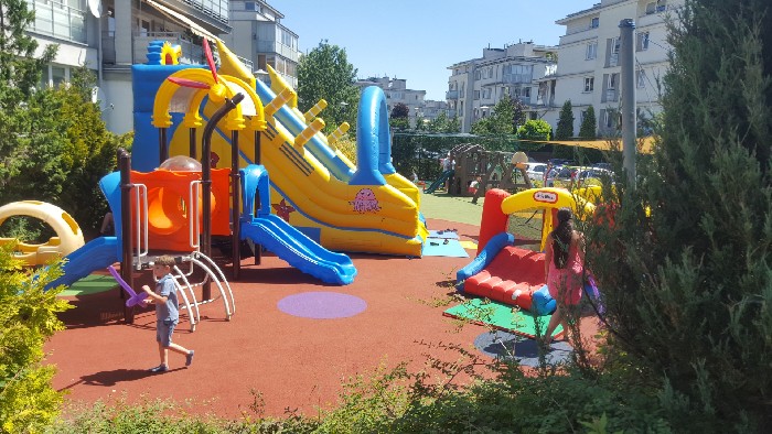 Ασφάλεια των παιδιών στις παιδικές χαρές :: Κωνσταντίνος Ι. Νταλούκας ...